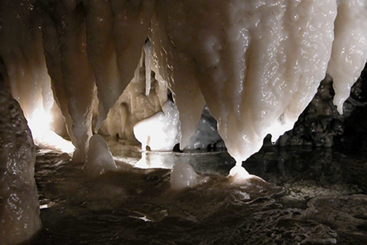 Home - Grotta del Vento